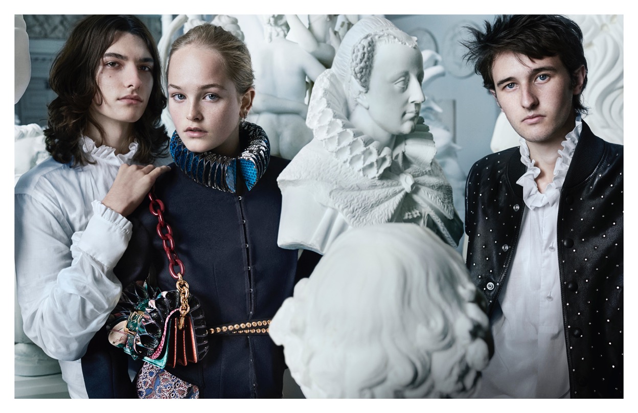 Burberry: Ad campaign and instant collection unveiled - TheIndustry.fashion