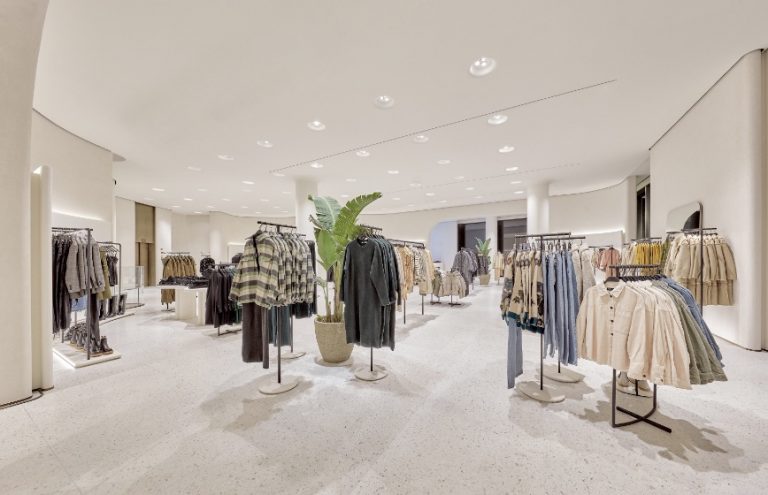 Zara opens new store at London's One New Change - TheIndustry.fashion