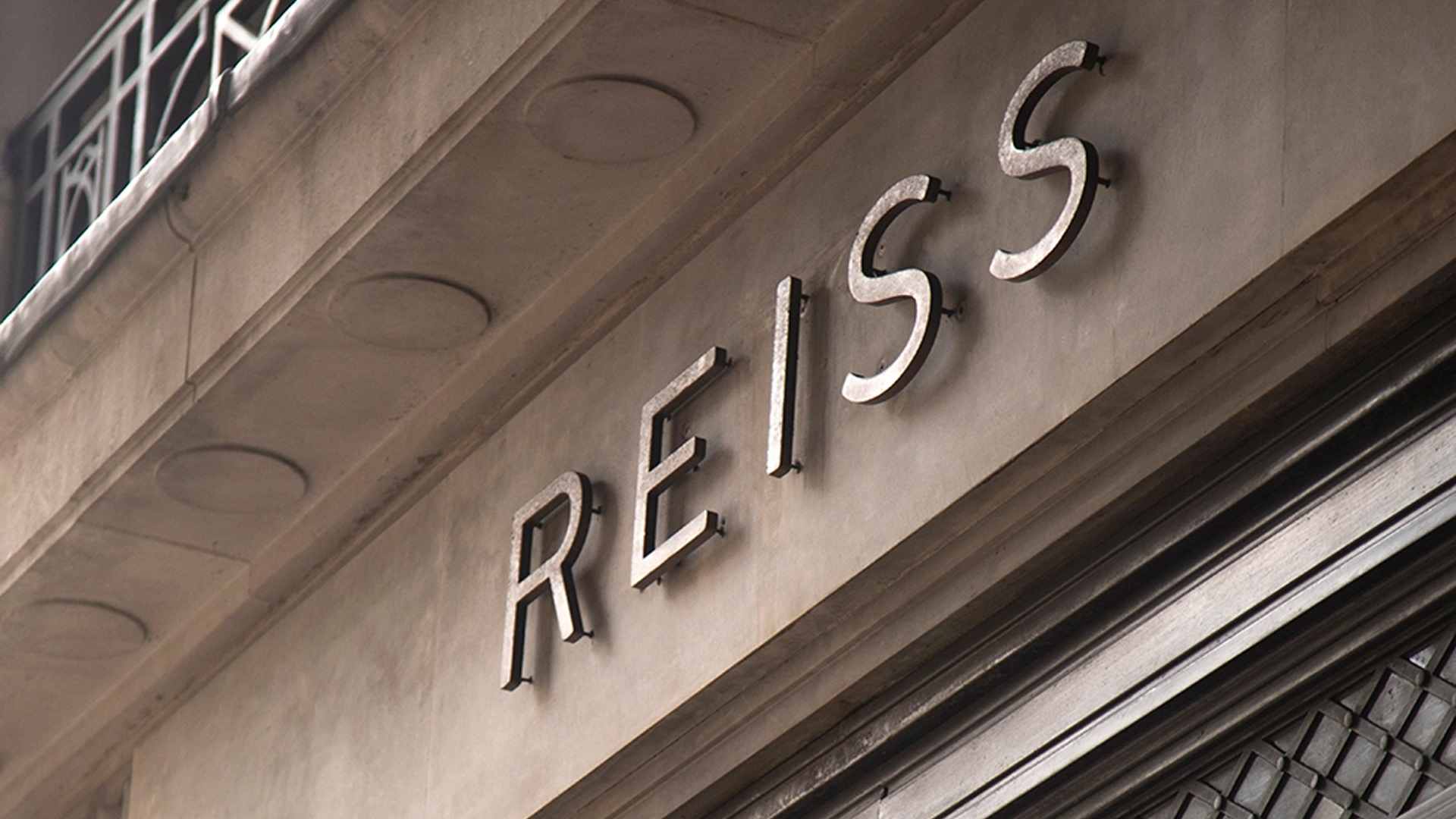 Reiss reopens refreshed Central London stores - TheIndustry.fashion