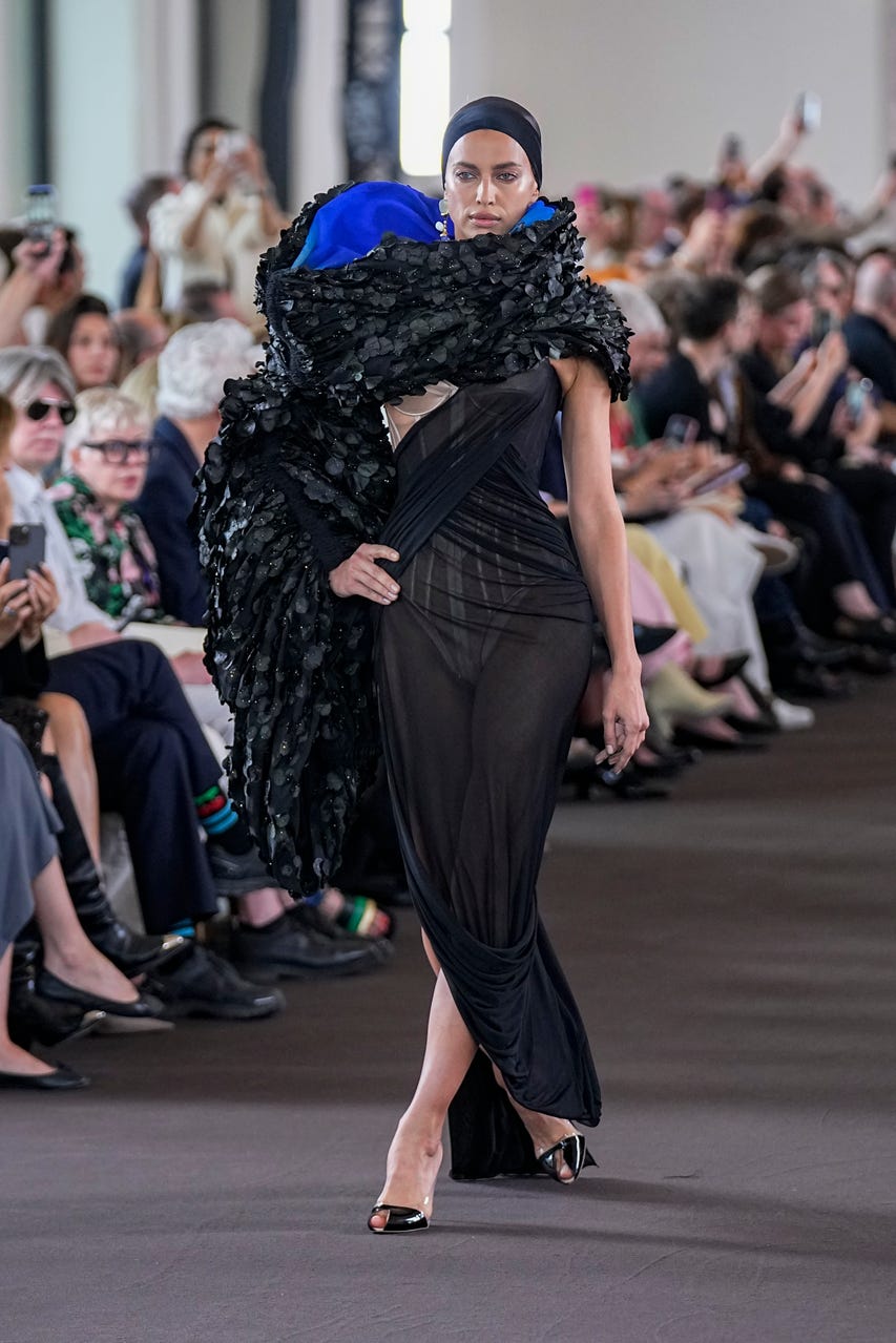 Schiaparelli gets haute couture shows underway amid civil unrest in ...
