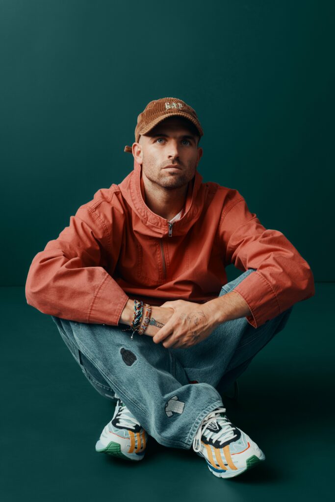 In Pictures: Gap champions creativity in new campaign starring familiar ...