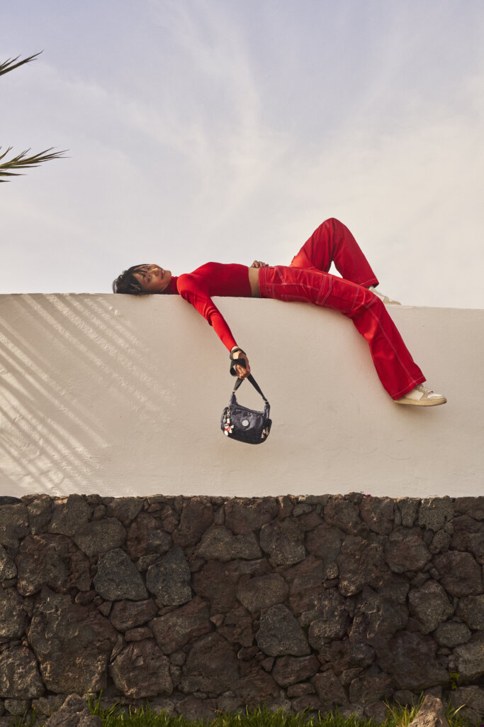 Kipling launches Peanuts collaboration featuring Snoopy - TheIndustry ...