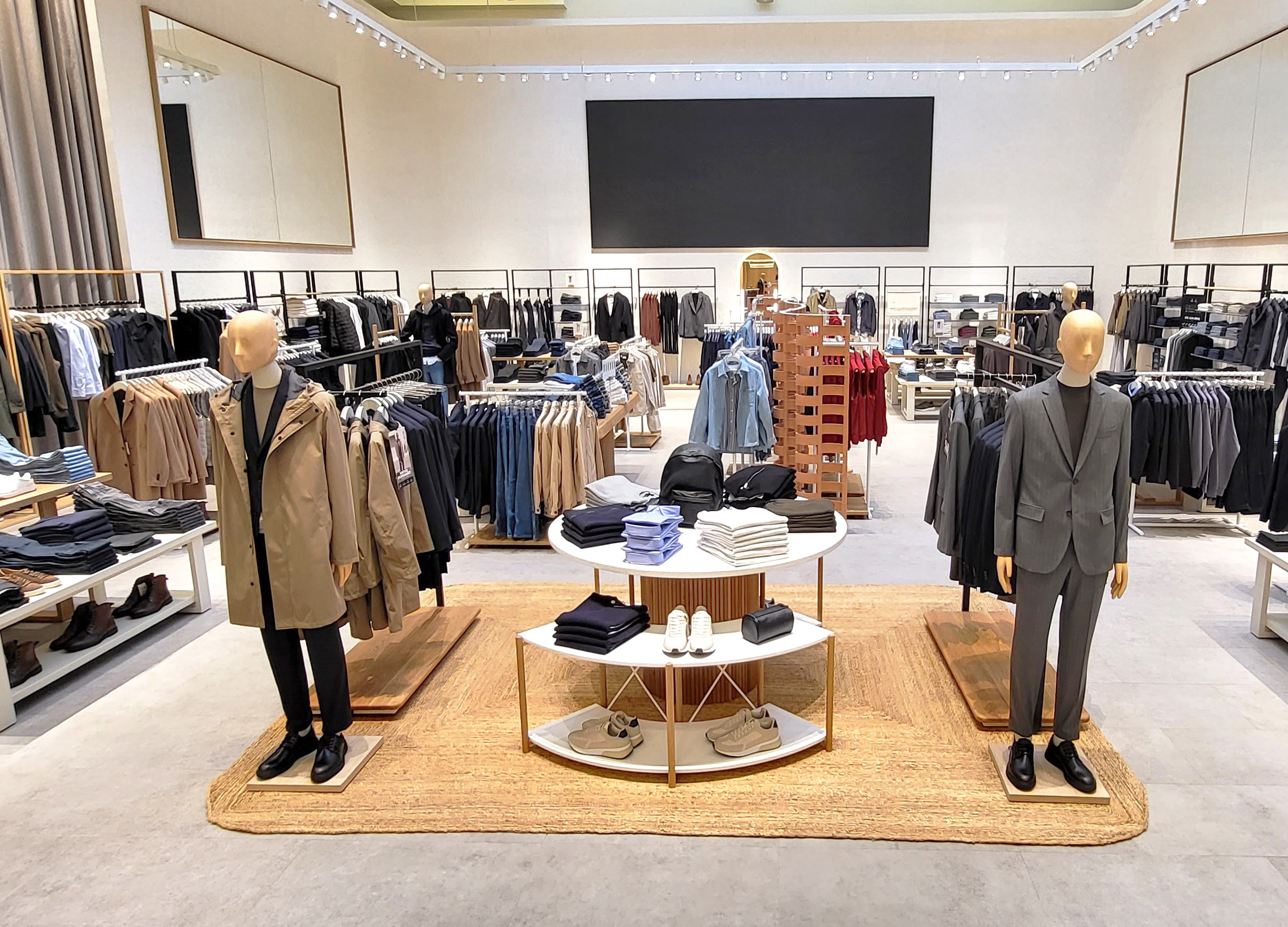 Mango unveils new menswear collection with Boglioli as category heads ...