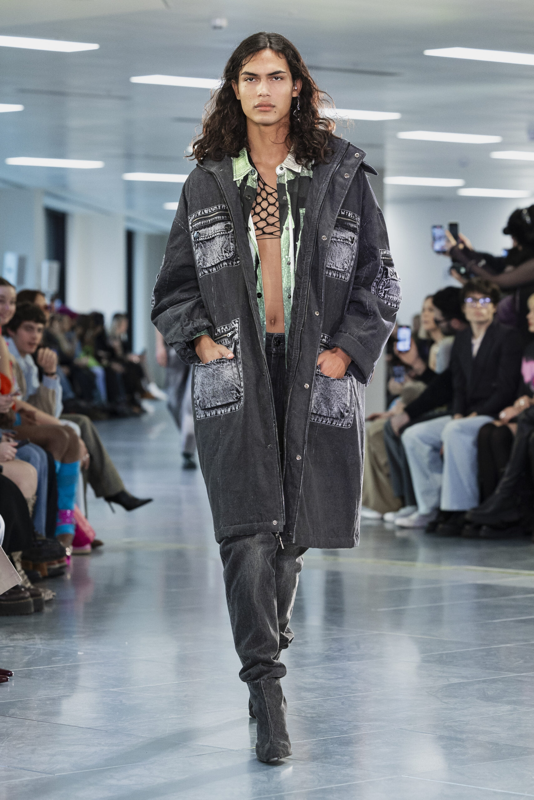 London Fashion Week AW24 Highlights: Mark Fast fuses urban city ...