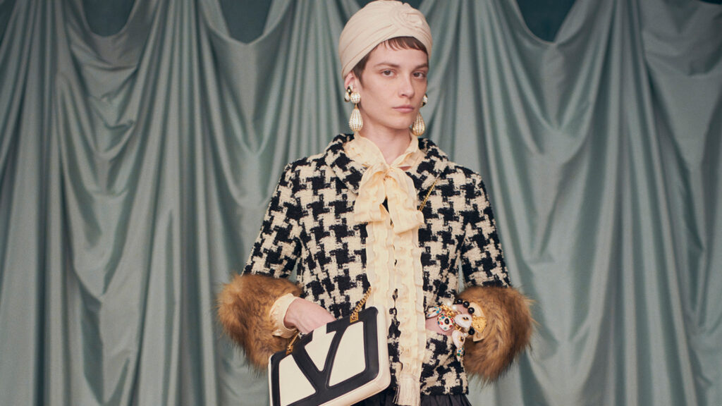 Valentino - TheIndustry.fashion