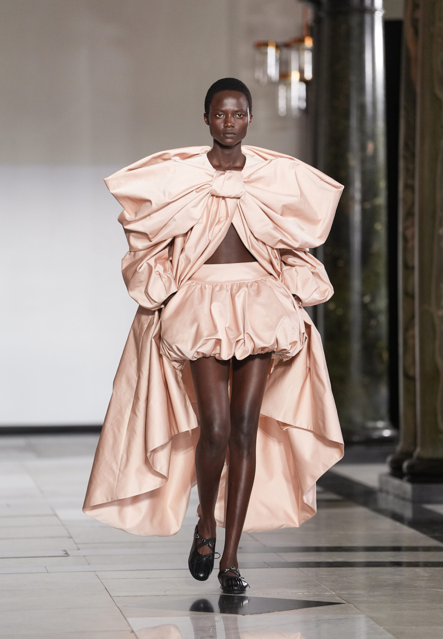 LFW SS25: Simone Rocha champions beautiful balletcore - TheIndustry.fashion