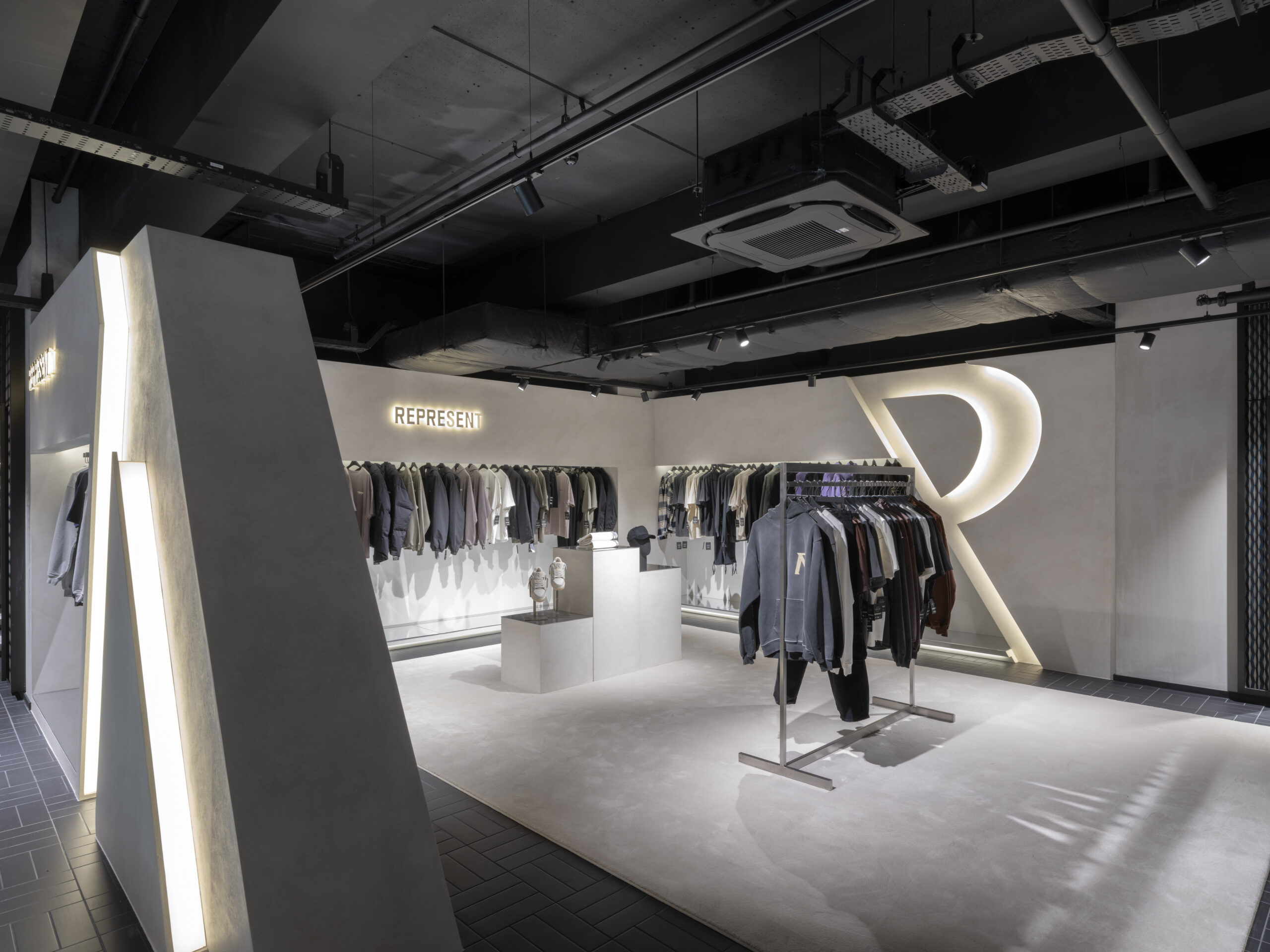 Flannels unveils 'league of its own' new Leeds flagship - TheIndustry ...