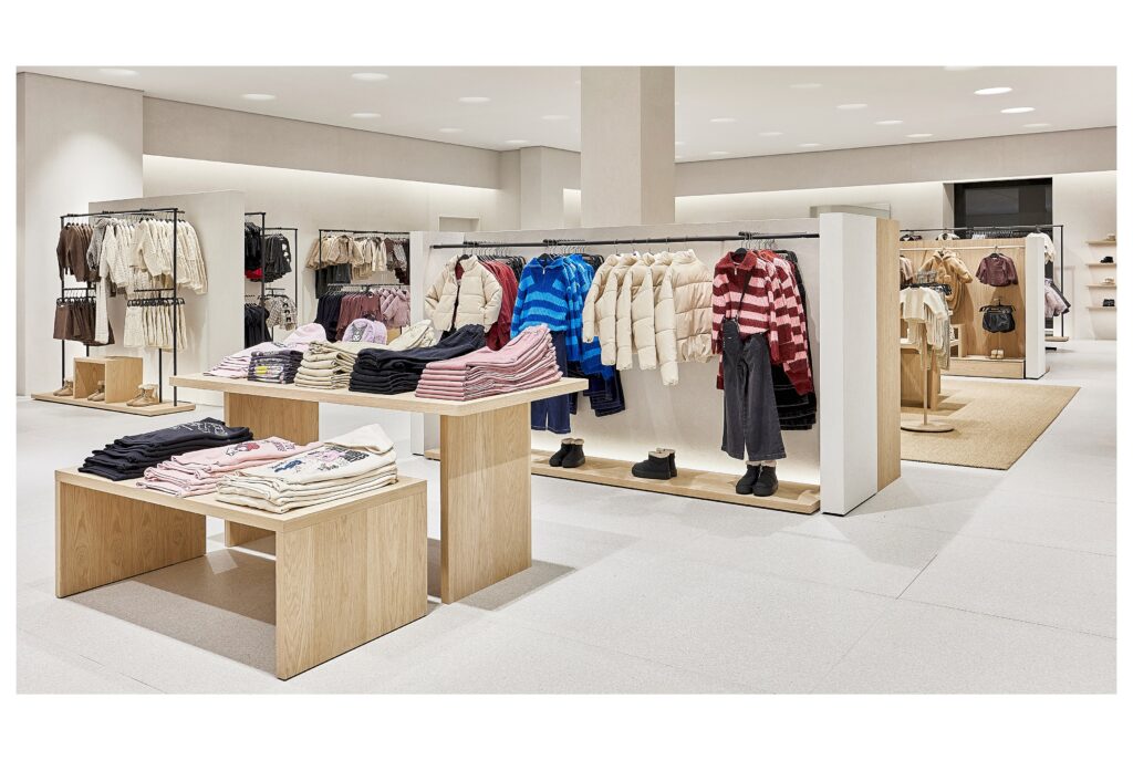 Zara opens 51,000 sq ft flagship store at Birmingham's Bullring ...