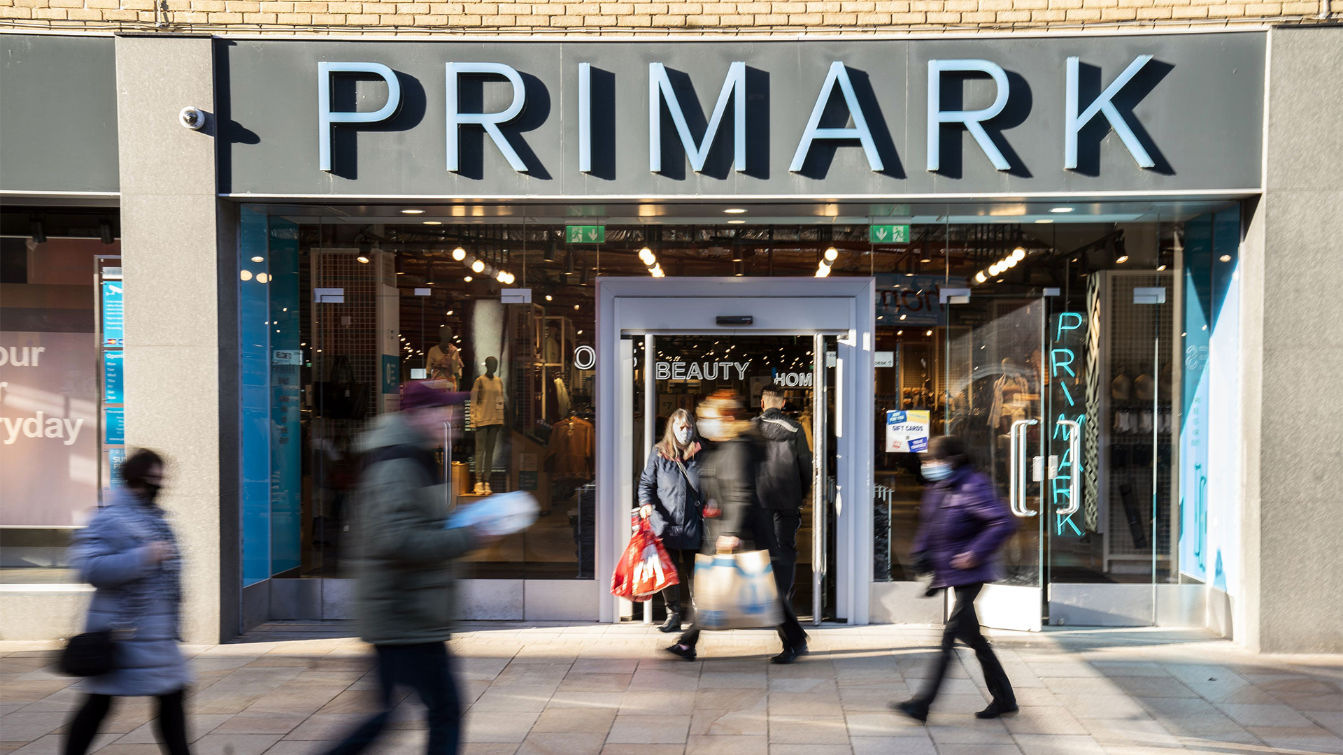 Primark introduces Buy Now, Pay Later options with Klarna and Clearpay ...