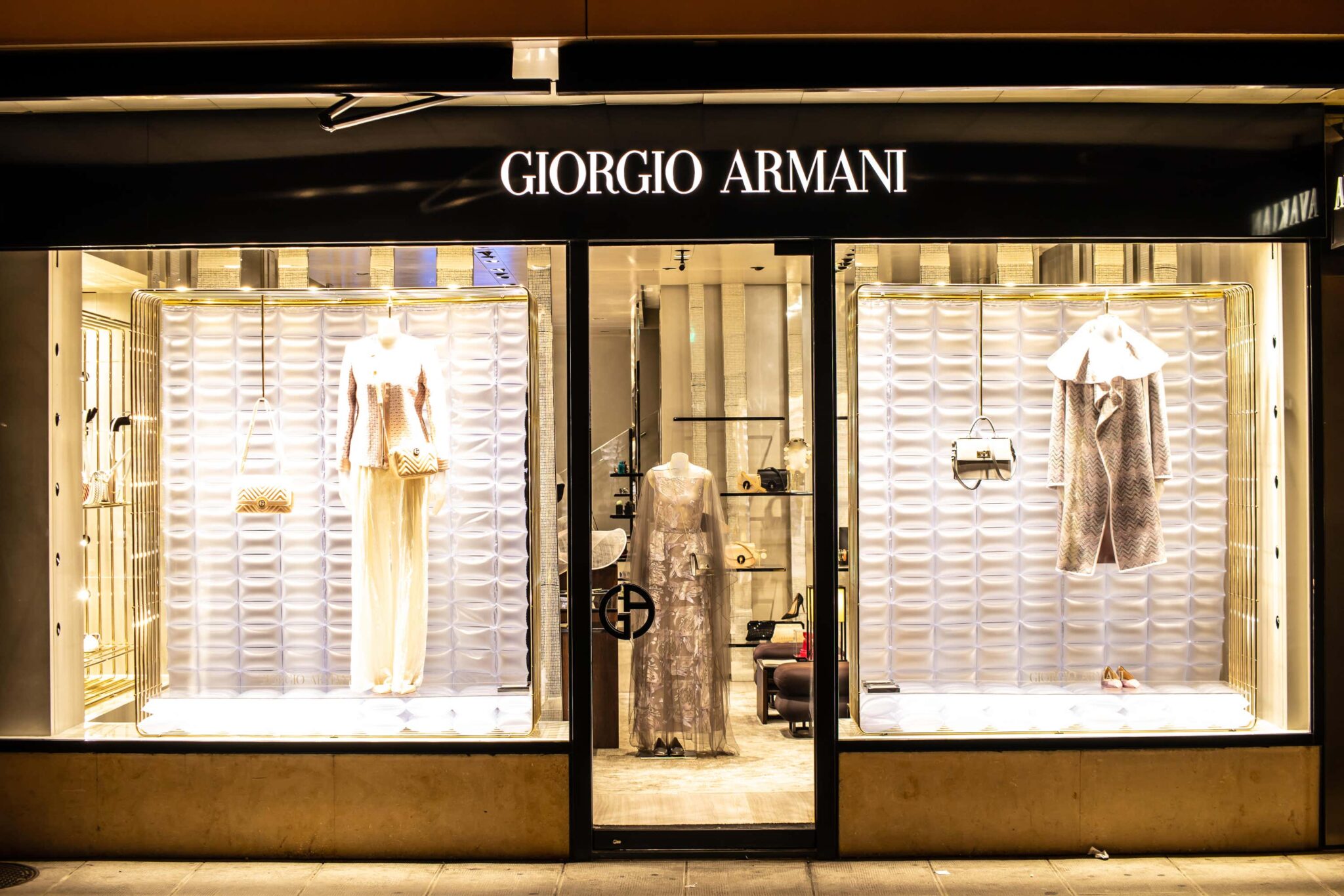 Giorgio Armani: How the Italian designer became a global icon ...